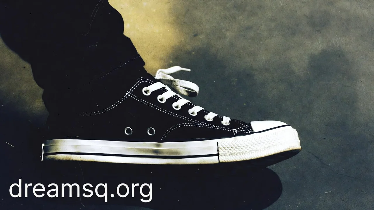 Dreaming About Losing Your Shoes – Meaning and Interpretation - Dream ...